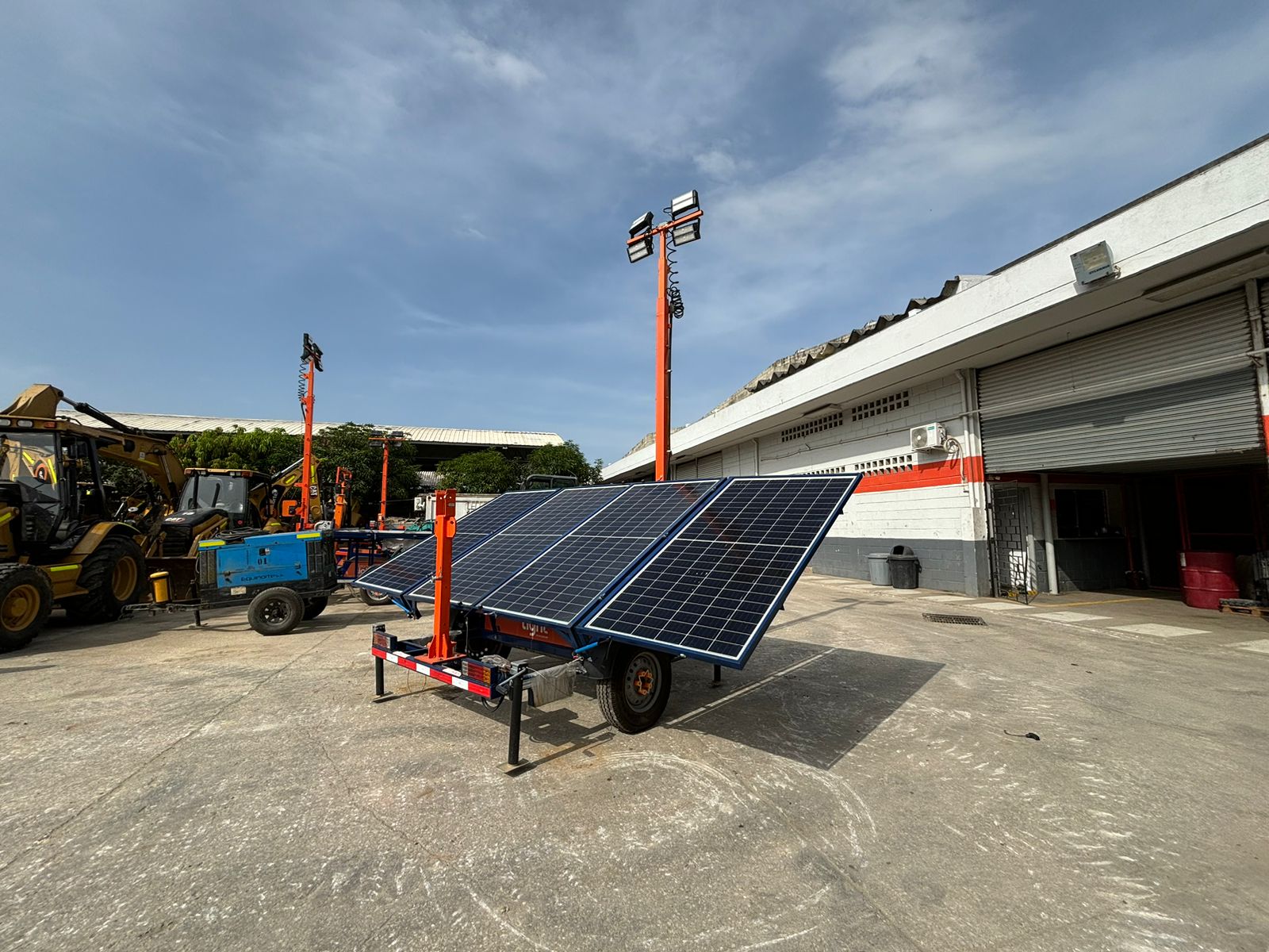 Torres Solares de Iluminación Cleanlight: Innovación y Excelencia ...